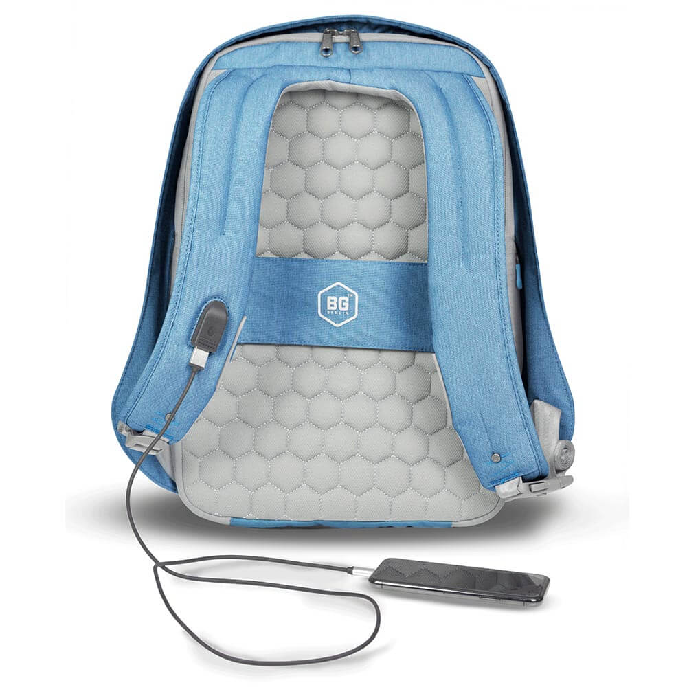 Shockproof Anti Theft Laptop Bag | MetroBag 17" Light Blue | BG Berlin Shop